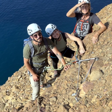 Escalade grande voie (débutants plus) au Cap Canaille : les immortelles ...